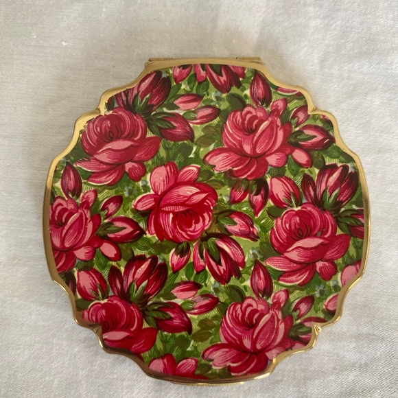 Stratton | Makeup | Vintage Stratton Gold Enamel Powder Compact Mirror ...